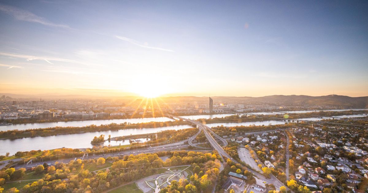 Danube Tower Vienna: Breathtaking view of the city of dreams
